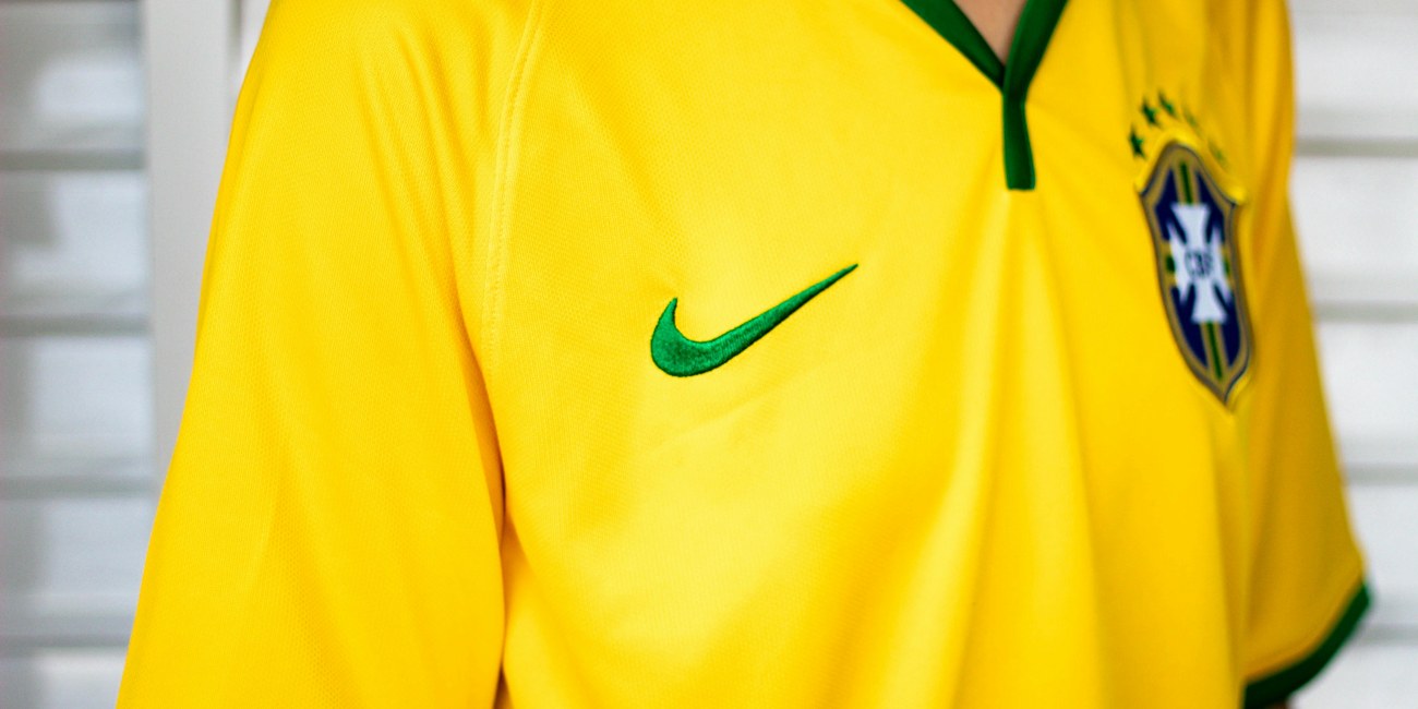 Threads of History: The Unspoken Bond of the Football Shirt Swap